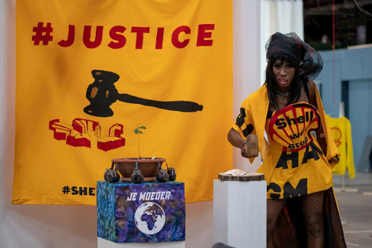 Shell and the Art of Protest: USA